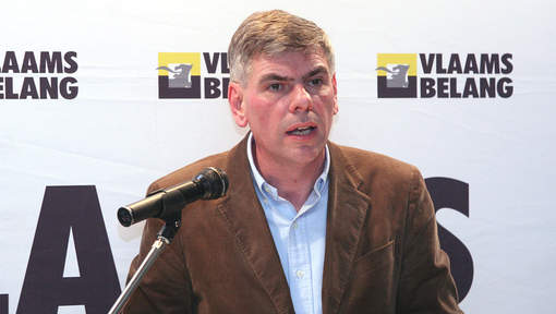 Le leader du Vlaams Belang Filip Dewinter a échappé ce matin à une ...