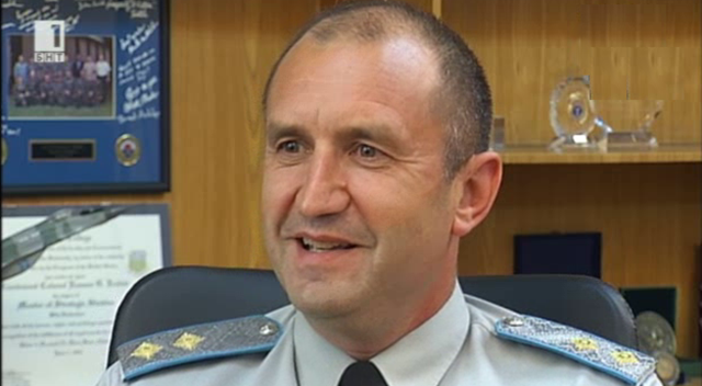 Roumen Radiev a été élu président de Bulgarie sur un programme ...