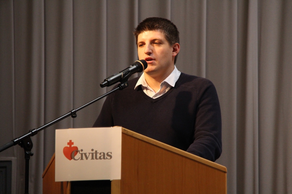 Alexandre Gabriac lance un appel à l'engagement politique et militant ...