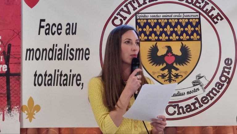 Tous avec Cassandre Fristot pour honorer Ste Jeanne d'Arc le 8 mai 2022 ...