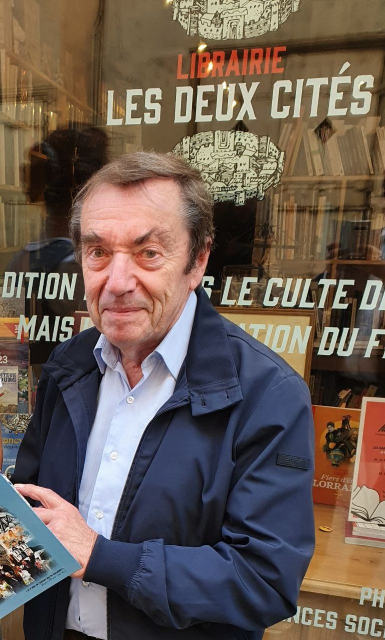 La Librairie des deux cités organise "le livre hors la place" - medias ...