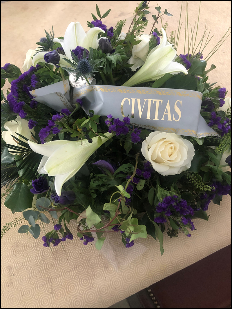 Civitas Roussillon rend hommage à François Triomphe - RIP - medias ...